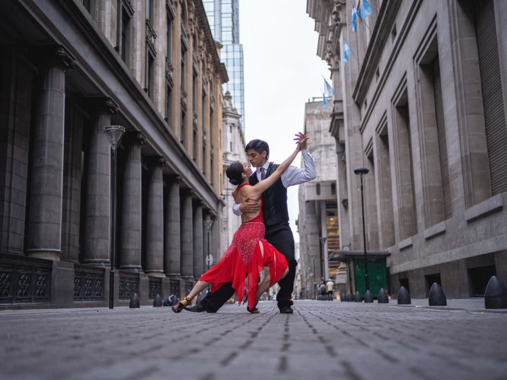 Tango, Selva & Montaña - Hectours